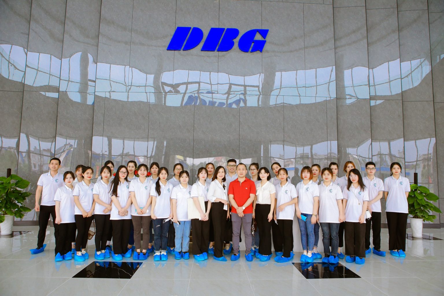 Công ty TNHH DBG Technology (Việt Nam) tuyển dụng cán bộ nguồn tháng 5/ ...